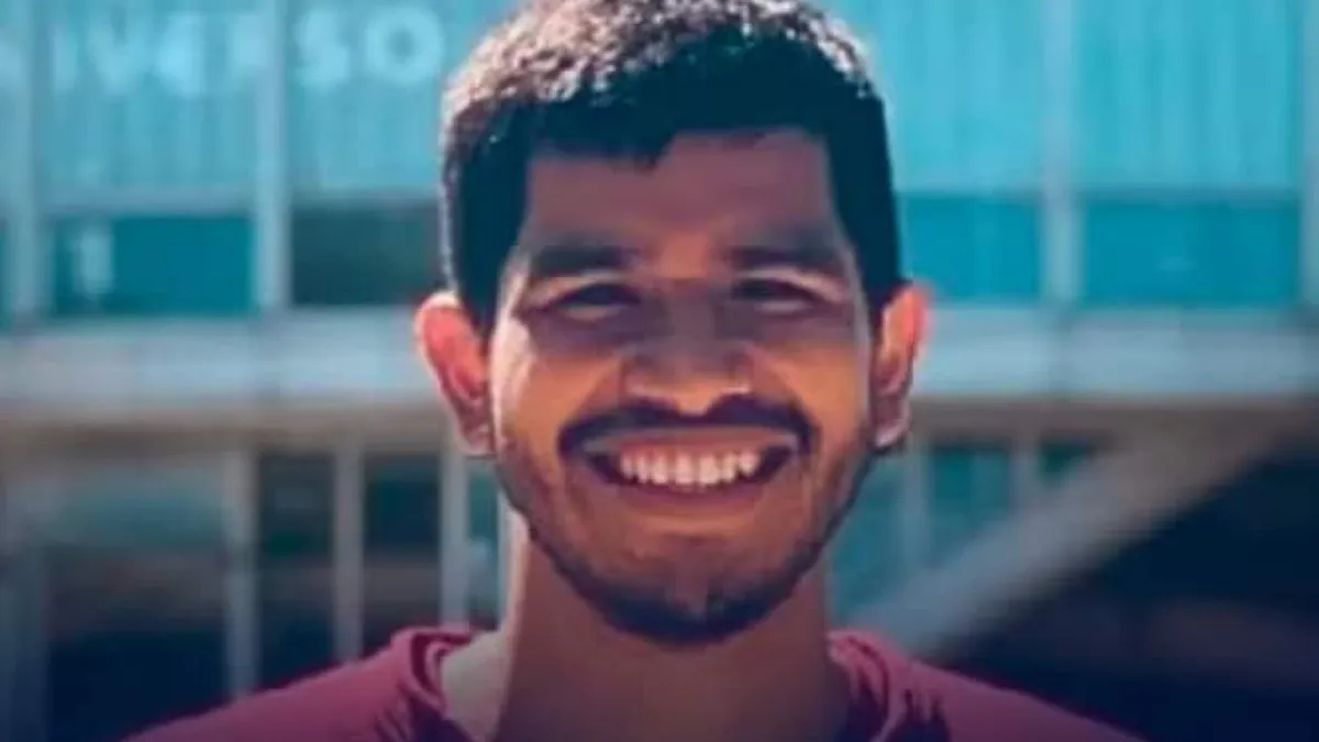 Matias Escobar Se Convirtió En El Primer Ingeniero Espacial De La